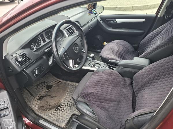 Mercedes-Benz B 180 2007 Viļņa, ar dzinēja tilpumu 2.00 L un nobraukumu 260 tūkst. km par 1150 €, foto 4 vietnē AUTOMOTO.COM.LV