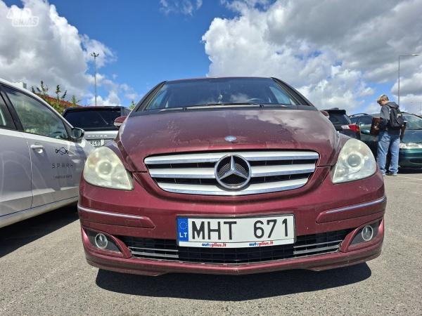 Mercedes-Benz B 180 2007 in Vilnius, with an engine capacity of 2.00 L and mileage of 261 thousand km for 1050 €, photo 10 on AUTOMOTO.COM.LV