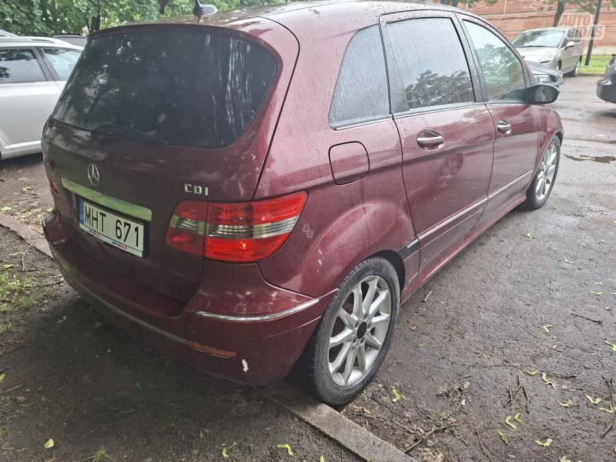 Mercedes-Benz B 180 2007 Viļņa, ar dzinēja tilpumu 2.00 L un nobraukumu 255 tūkst. km par 999 €, foto 1 vietnē AUTOMOTO.COM.LV