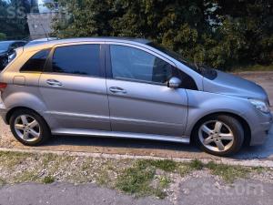 Mercedes-Benz B 180 2007 Rīga, ar dzinēja tilpumu 2.00 L un nobraukumu 296 tūkst. km par 1399 €, foto 5 vietnē AUTOMOTO.COM.LV