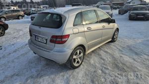 Mercedes-Benz B 180 2009 Rīga, ar dzinēja tilpumu 2.00 L un nobraukumu 0 tūkst. km par 2490 €, foto 5 vietnē AUTOMOTO.COM.LV