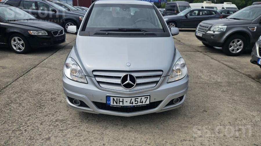 Mercedes-Benz B 180 2009 Rīga, ar dzinēja tilpumu 2.00 L un nobraukumu 0 tūkst. km par 2550 €, foto 3 vietnē AUTOMOTO.COM.LV