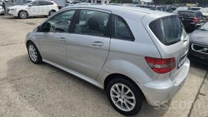 Mercedes-Benz B 180 2009 Rīga, ar dzinēja tilpumu 2.00 L un nobraukumu 0 tūkst. km par 2550 €, foto 5 vietnē AUTOMOTO.COM.LV