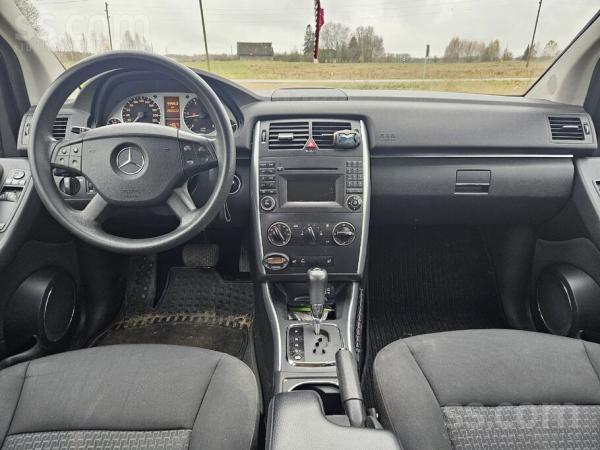 Mercedes-Benz B 180 2009 in Valka, with an engine capacity of 2.00 L and mileage of 269 thousand km for 2999 €, photo 5 on AUTOMOTO.COM.LV