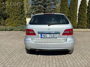 Mercedes-Benz B 180 2009 Rīga, ar dzinēja tilpumu 2.00 L un nobraukumu 214 tūkst. km par 3500 €, foto 6 vietnē AUTOMOTO.COM.LV