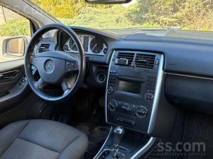 Mercedes-Benz B 180 2009 Rīga, ar dzinēja tilpumu 2.00 L un nobraukumu 214 tūkst. km par 3500 €, foto 7 vietnē AUTOMOTO.COM.LV
