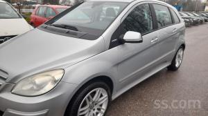 Mercedes-Benz B 180 2010 in Riga, with an engine capacity of 1.70 L and mileage of 168 thousand km for 5500 €, photo 4 on AUTOMOTO.COM.LV