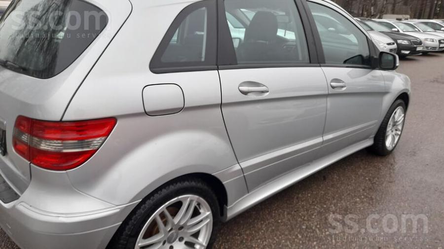 Mercedes-Benz B 180 2010 in Riga, with an engine capacity of 1.70 L and mileage of 168 thousand km for 5500 €, photo 8 on AUTOMOTO.COM.LV