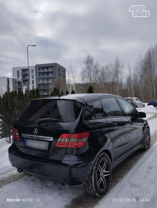 Mercedes-Benz B 180 2010 in Vilnius, with an engine capacity of 1.80 L and mileage of 271 thousand km for 2450 €, photo 3 on AUTOMOTO.COM.LV