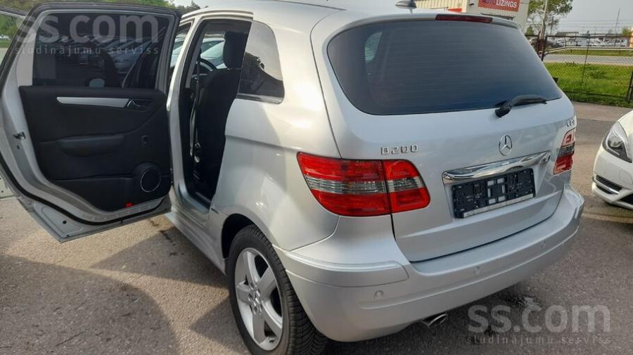 Mercedes-Benz B 180 2010 Rīga, ar dzinēja tilpumu 1.70 L un nobraukumu 168 tūkst. km par 5600 €, foto 36 vietnē AUTOMOTO.COM.LV