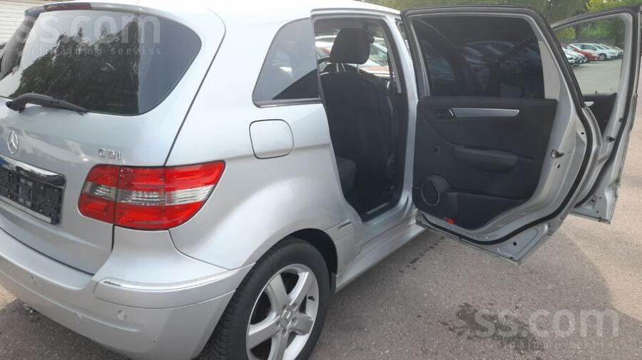 Mercedes-Benz B 180 2010 in Riga, with an engine capacity of 1.70 L and mileage of 168 thousand km for 5600 €, photo 34 on AUTOMOTO.COM.LV