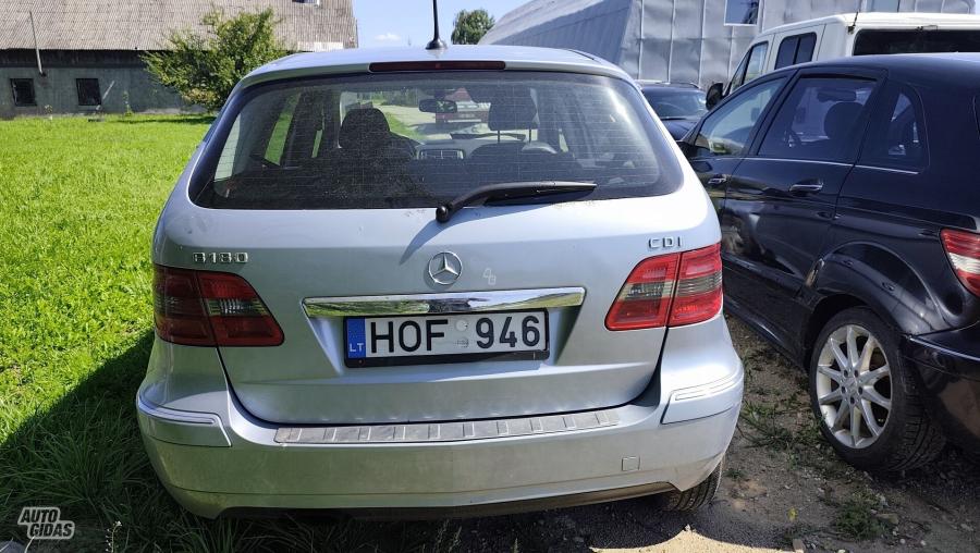 Mercedes-Benz B 180 2010 Marijampole, ar dzinēja tilpumu 2.00 L un nobraukumu 240 tūkst. km par 350 €, foto 4 vietnē AUTOMOTO.COM.LV