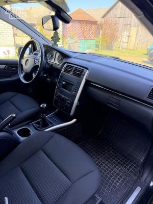 Mercedes-Benz B 180 2011 Marijampole, ar dzinēja tilpumu 2.00 L un nobraukumu 297 tūkst. km par 4500 €, foto 7 vietnē AUTOMOTO.COM.LV