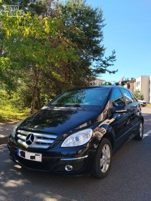 Mercedes-Benz B 180 2011 in Vilnius, with an engine capacity of 1.80 L and mileage of 280 thousand km for 2250 €, photo  on AUTOMOTO.COM.LV