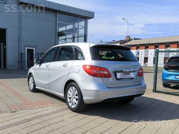 Mercedes-Benz B 180 2012 in Liepaja, with an engine capacity of 1.60 L and mileage of 118 thousand km for 2500 €, photo 3 on AUTOMOTO.COM.LV