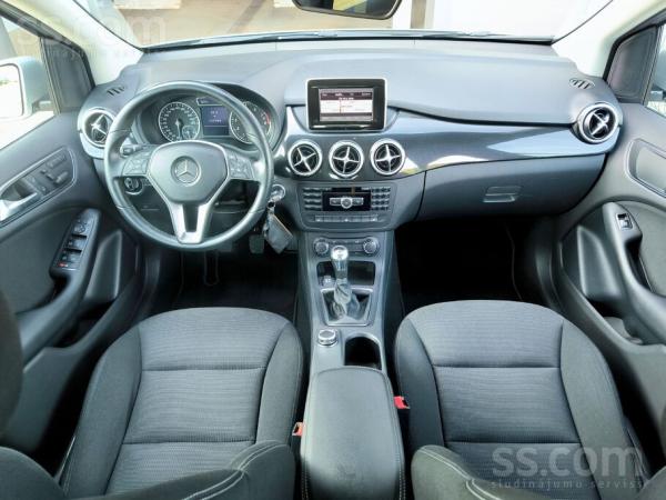 Mercedes-Benz B 180 2012 in Liepaja, with an engine capacity of 1.60 L and mileage of 118 thousand km for 2500 €, photo 8 on AUTOMOTO.COM.LV