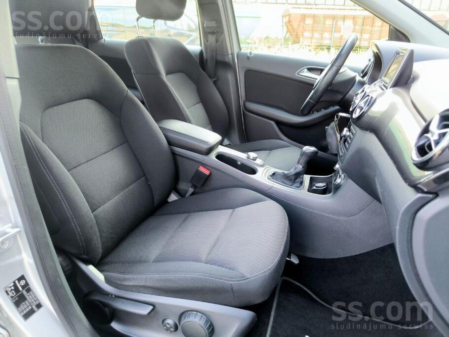 Mercedes-Benz B 180 2012 in Liepaja, with an engine capacity of 1.60 L and mileage of 118 thousand km for 2500 €, photo 11 on AUTOMOTO.COM.LV