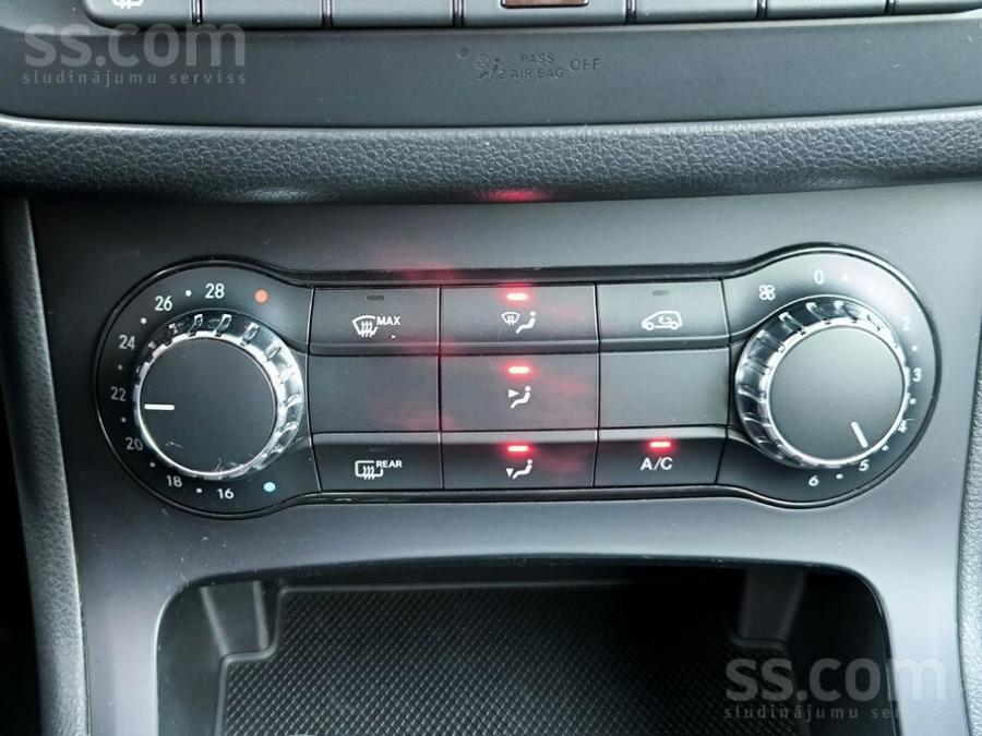 Mercedes-Benz B 180 2012 in Liepaja, with an engine capacity of 1.60 L and mileage of 118 thousand km for 2500 €, photo 15 on AUTOMOTO.COM.LV