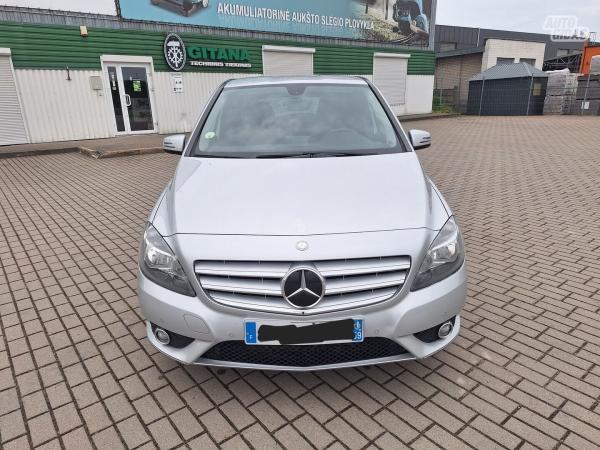 Mercedes-Benz B 180 2012 in Taurage, with an engine capacity of 1.80 L and mileage of 190 thousand km for 5100 €, photo 2 on AUTOMOTO.COM.LV
