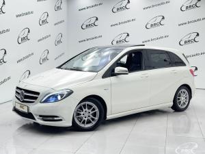 Mercedes-Benz B 180 2012 Viļņa, ar dzinēja tilpumu 1.60 L un nobraukumu 139 tūkst. km par 5700 €, foto  vietnē AUTOMOTO.COM.LV