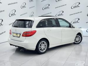 Mercedes-Benz B 180 2012 Viļņa, ar dzinēja tilpumu 1.60 L un nobraukumu 139 tūkst. km par 5700 €, foto 3 vietnē AUTOMOTO.COM.LV