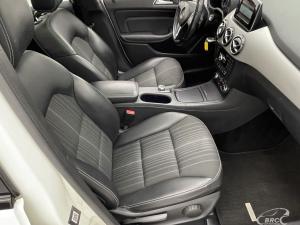 Mercedes-Benz B 180 2012 Viļņa, ar dzinēja tilpumu 1.60 L un nobraukumu 139 tūkst. km par 5700 €, foto 5 vietnē AUTOMOTO.COM.LV