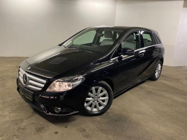 Mercedes-Benz B 180 2012 in Riga, with an engine capacity of 1.80 L and mileage of 258 thousand km for 6450 €, photo 1 on AUTOMOTO.COM.LV