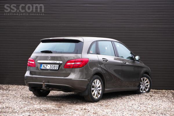 Mercedes-Benz B 180 2013 Rīga, ar dzinēja tilpumu 2.00 L un nobraukumu 0 tūkst. km par 5900 €, foto 3 vietnē AUTOMOTO.COM.LV