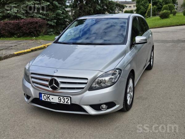 Mercedes-Benz B 180 2014 in Jekabpils, with an engine capacity of 1.80 L and mileage of 225 thousand km for 7990 €, photo 1 on AUTOMOTO.COM.LV