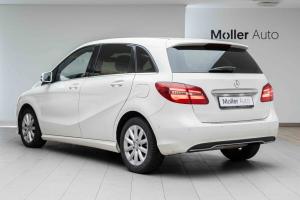 Mercedes-Benz B 180 2016 Peetri, ar dzinēja tilpumu 1.40 L un nobraukumu 90 tūkst. km par 17400 €, foto 5 vietnē AUTOMOTO.COM.LV