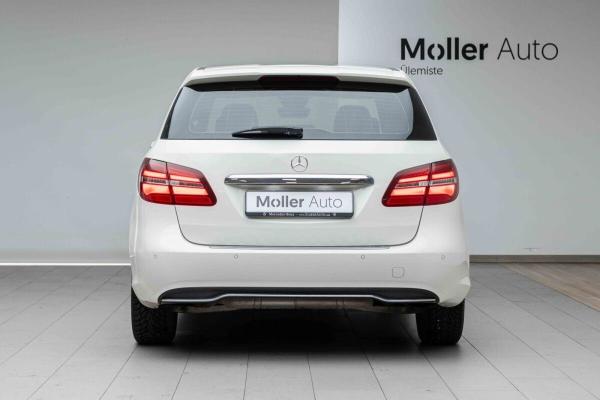 Mercedes-Benz B 180 2016 in Peetri, with an engine capacity of 1.40 L and mileage of 90 thousand km for 17400 €, photo 6 on AUTOMOTO.COM.LV