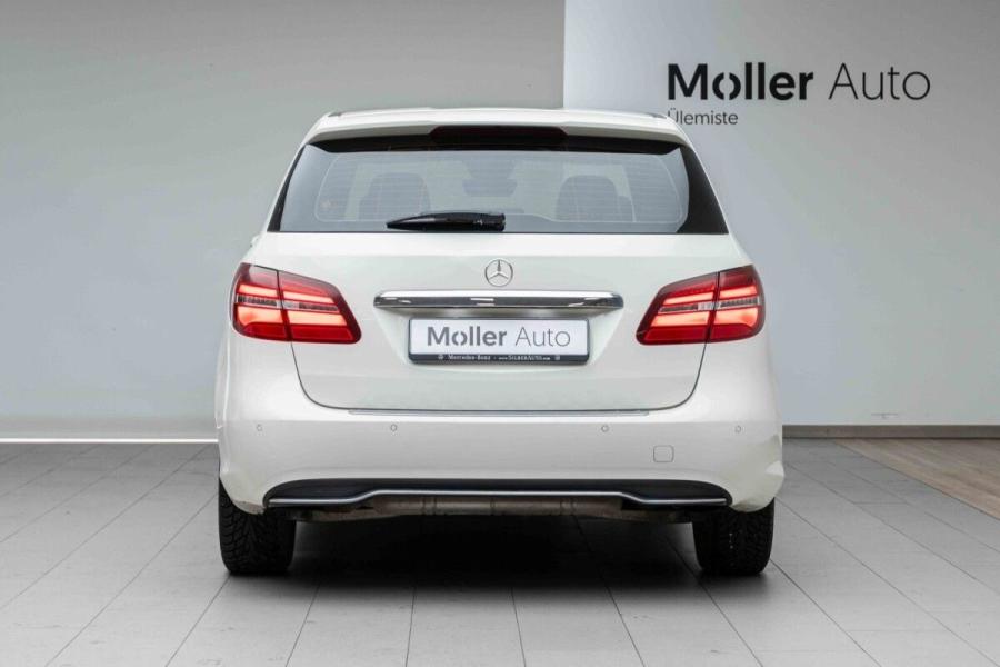 Mercedes-Benz B 180 2016 Peetri, ar dzinēja tilpumu 1.40 L un nobraukumu 90 tūkst. km par 17400 €, foto 7 vietnē AUTOMOTO.COM.LV