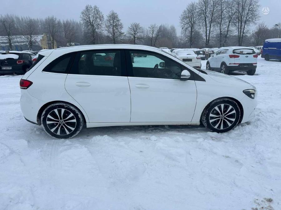 Mercedes-Benz B 180 2020 Tauragė, ar dzinēja tilpumu 1.50 L un nobraukumu 235 tūkst. km par 11900 €, foto 4 vietnē AUTOMOTO.COM.LV