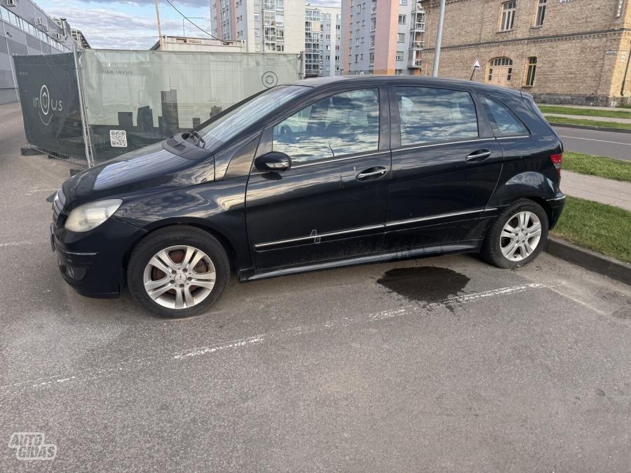 Mercedes-Benz B 180 2006 in Vilnius, with an engine capacity of 2.00 L and mileage of 231 thousand km for 700 €, photo 5 on AUTOMOTO.COM.LV