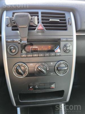 Mercedes-Benz B 180 2006 in Jelgava, with an engine capacity of 2.00 L and mileage of 270 thousand km for 2800 €, photo 14 on AUTOMOTO.COM.LV