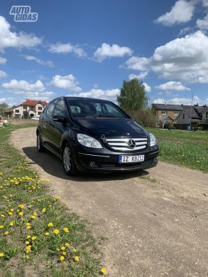 Mercedes-Benz B 180 2007 Šauļi, ar dzinēja tilpumu 2.00 L un nobraukumu 304 tūkst. km par 1950 €, foto 4 vietnē AUTOMOTO.COM.LV