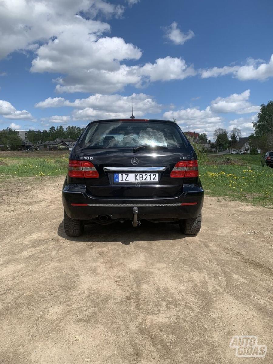 Mercedes-Benz B 180 2007 Šauļi, ar dzinēja tilpumu 2.00 L un nobraukumu 304 tūkst. km par 1950 €, foto 8 vietnē AUTOMOTO.COM.LV
