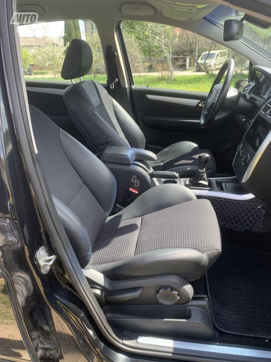 Mercedes-Benz B 180 2007 Šauļi, ar dzinēja tilpumu 2.00 L un nobraukumu 304 tūkst. km par 1950 €, foto 11 vietnē AUTOMOTO.COM.LV