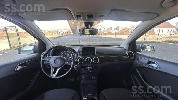 Mercedes-Benz B 180 2012 Daugavpils, ar dzinēja tilpumu 1.80 L un nobraukumu 189 tūkst. km par 8150 €, foto 9 vietnē AUTOMOTO.COM.LV