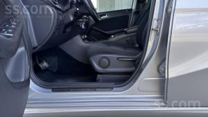 Mercedes-Benz B 180 2012 Daugavpils, ar dzinēja tilpumu 1.80 L un nobraukumu 189 tūkst. km par 8150 €, foto 12 vietnē AUTOMOTO.COM.LV