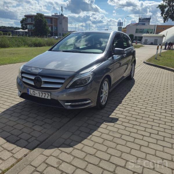 Mercedes-Benz B 180 2012 Jūrmala, ar dzinēja tilpumu 1.80 L un nobraukumu 206 tūkst. km par 6500 €, foto 2 vietnē AUTOMOTO.COM.LV