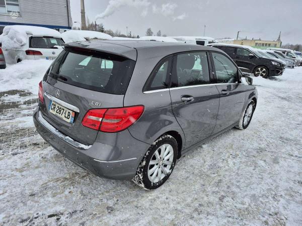 Mercedes-Benz B 180 2013 Tauragė, ar dzinēja tilpumu 1.80 L un nobraukumu 230 tūkst. km par 5300 €, foto 5 vietnē AUTOMOTO.COM.LV
