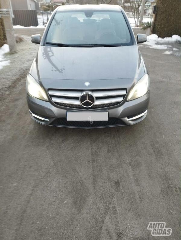 Mercedes-Benz B 180 2014 in Alytus, with an engine capacity of 1.50 L and mileage of 352 thousand km for 6000 €, photo 2 on AUTOMOTO.COM.LV