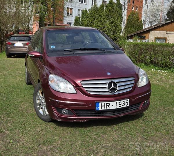 Sarkans Mercedes-Benz B 180 2005 Ogre, ar dzinēja tilpumu 2.00 L un nobraukumu 265 tūkst. km par 1600 €, foto 8 vietnē AUTOMOTO.COM.LV