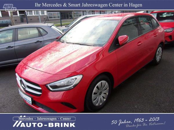 Red Mercedes-Benz B 180 2019 in Kaunas, with an engine capacity of 1.30 L and mileage of 37 thousand km for 22343 €, photo 9 on AUTOMOTO.COM.LV