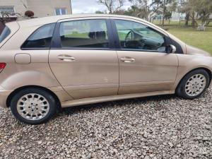 Mercedes-Benz B 180 2006 in Marijampole, with an engine capacity of 2.00 L and mileage of 267 thousand km for 650 €, photo 5 on AUTOMOTO.COM.LV