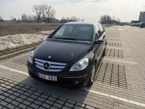 Мерседес Б 180 2006 в Вильнюс, объемом двигателя 2.00 л и пробегом 351 тыс. км за 1600 €, фото  на AUTOMOTO.COM.LV