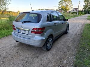 Mercedes-Benz B 180 2006 Mažeikiai, ar dzinēja tilpumu 2.00 L un nobraukumu 285 tūkst. km par 1950 €, foto 4 vietnē AUTOMOTO.COM.LV