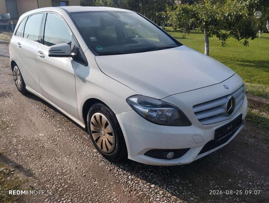 Balts Mercedes-Benz B 180 2012 Kelmė, ar dzinēja tilpumu 1.80 L un nobraukumu 399 tūkst. km par 2350 €, foto 4 vietnē AUTOMOTO.COM.LV