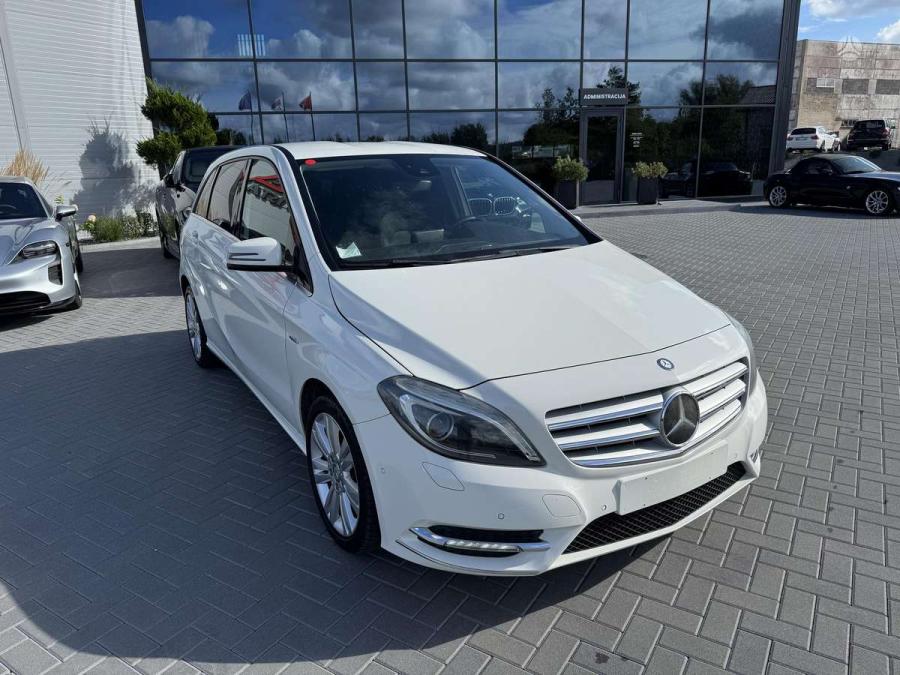 Balts Mercedes-Benz B 180 2012 Telšiai, ar dzinēja tilpumu 1.80 L un nobraukumu 250 tūkst. km par 4300 €, foto 8 vietnē AUTOMOTO.COM.LV